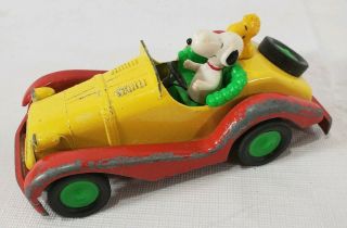 Vintage Die Cast 1965 - 1972 Aviva Toy Co - Snoopy Woodstock Car C16 ...