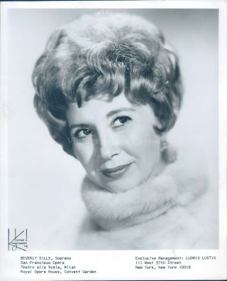 1970 Press Photo Musician Beverly Sills Soprano Singer Shubert Club ...